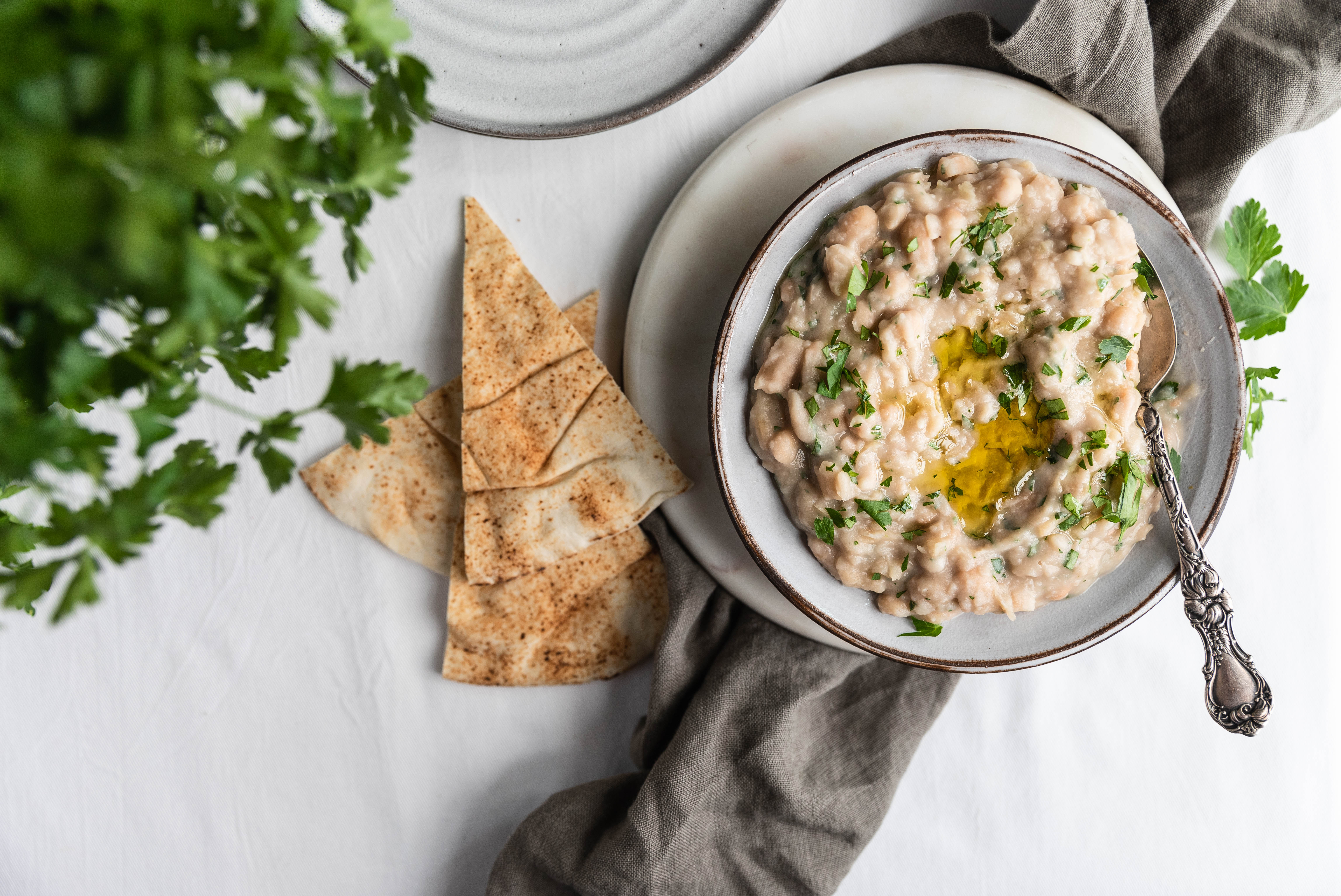 Fasolia bi Zeit (Beans with Olive Oil) - Cosette's Kitchen