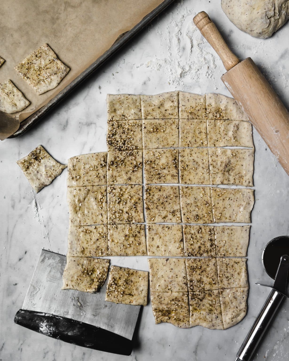 Homemade Za'atar Spice Crackers - Cosette's Kitchen