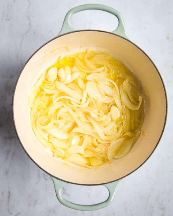 One Pot Lebanese Green Bean Stew - Loubieh (Loubia) bi Zeit - Cosette's ...