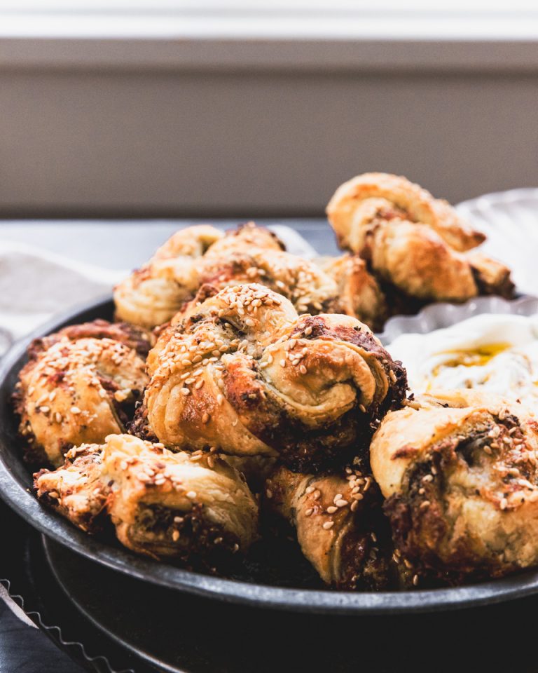 Easy Puff Pastry Rolls with Za'atar and Cheese - Cosette's Kitchen
