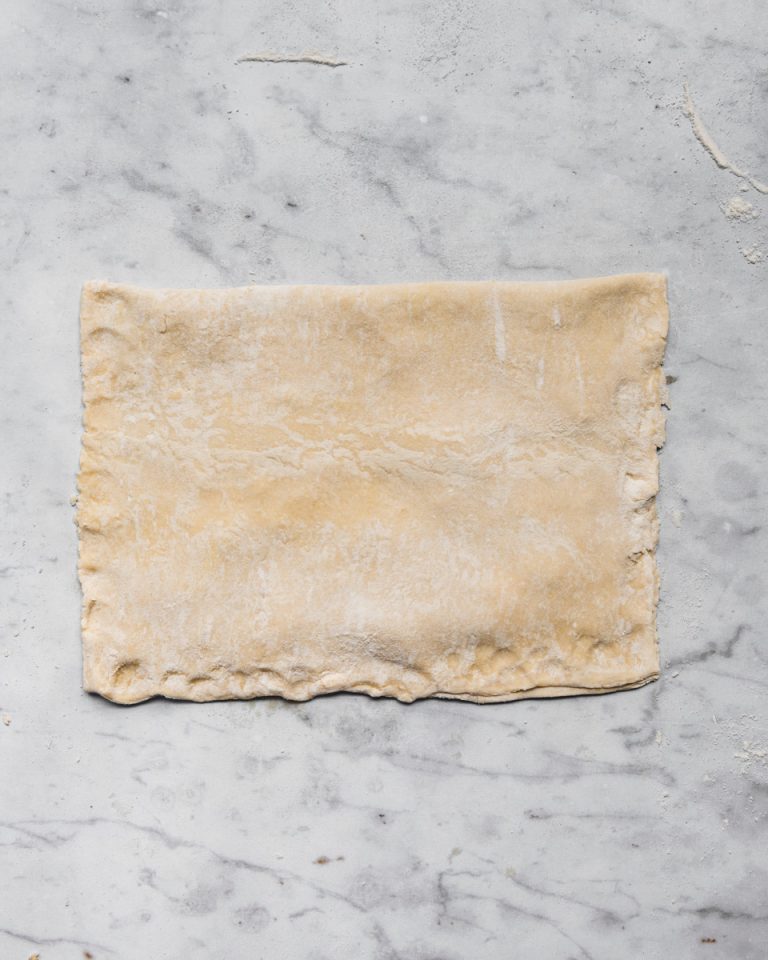 Easy Puff Pastry Rolls with Za'atar and Cheese - Cosette's Kitchen