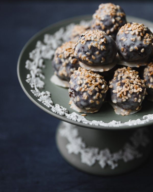 No Bake Date Energy Bites with Tahini Magic Shell - Cosette's Kitchen