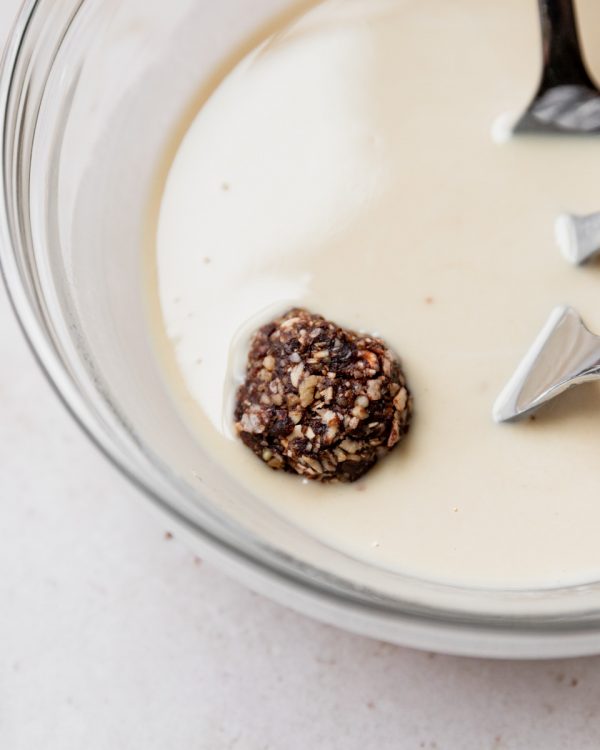 No Bake Date Energy Bites with Tahini Magic Shell - Cosette's Kitchen