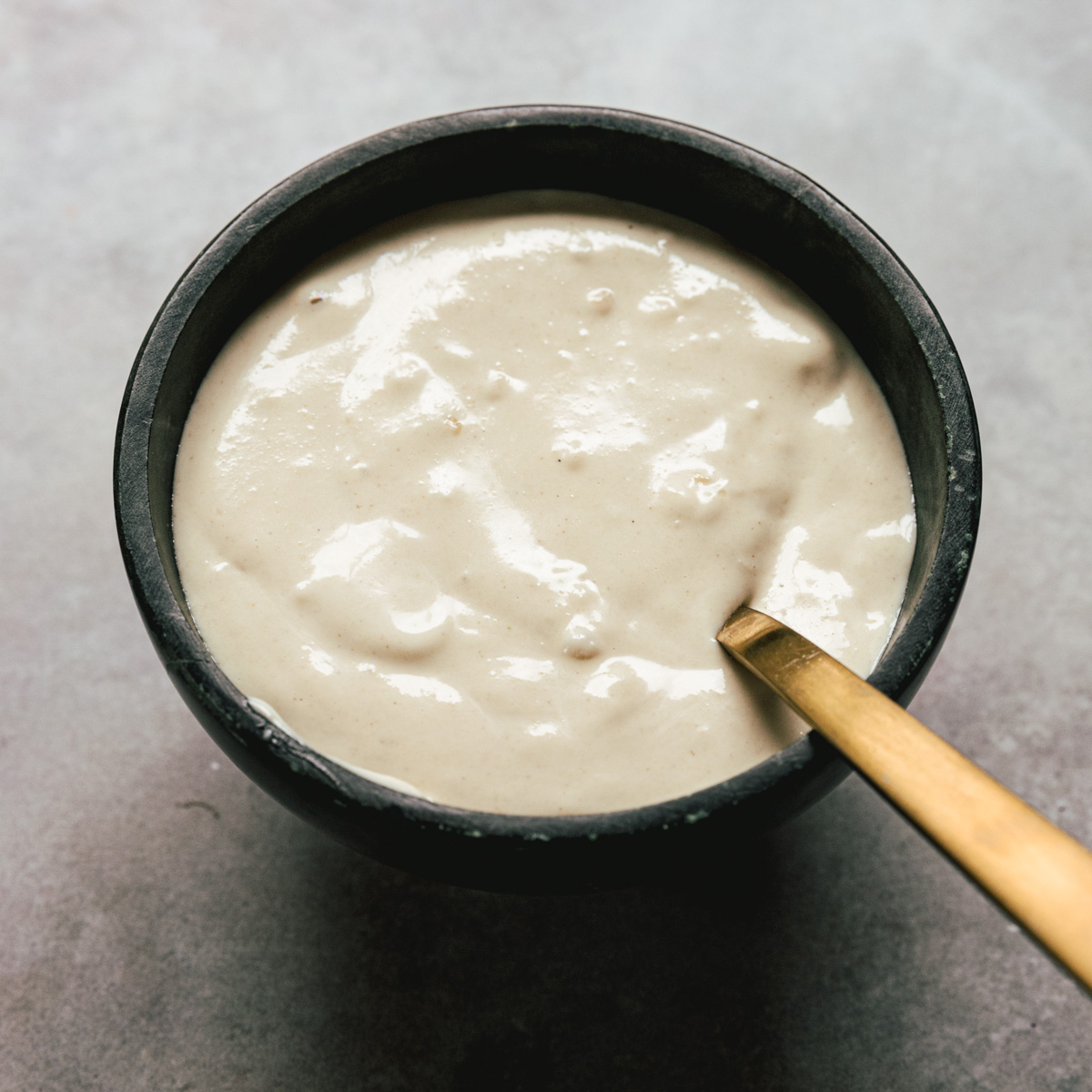5-Minute Garlic Tahini Sauce (Lebanese Tarator) - Cosette's Kitchen