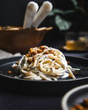 Lebanese Pasta with Yogurt Garlic Sauce {Macarona bil Laban} - Cosette ...