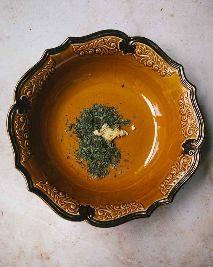 Lebanese Pasta with Yogurt Garlic Sauce {Macarona bil Laban} - Cosette ...